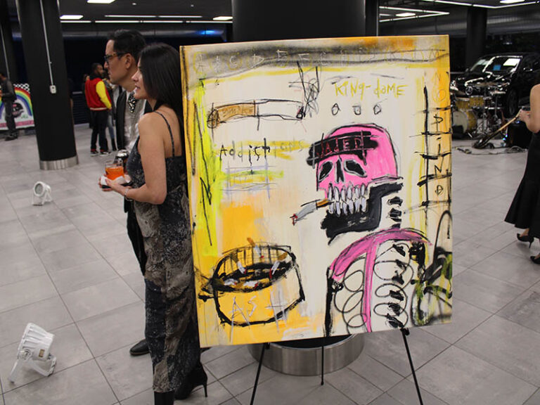 Master Artist Ross Pino Creates a masterpiece on electric, Mercedes ...