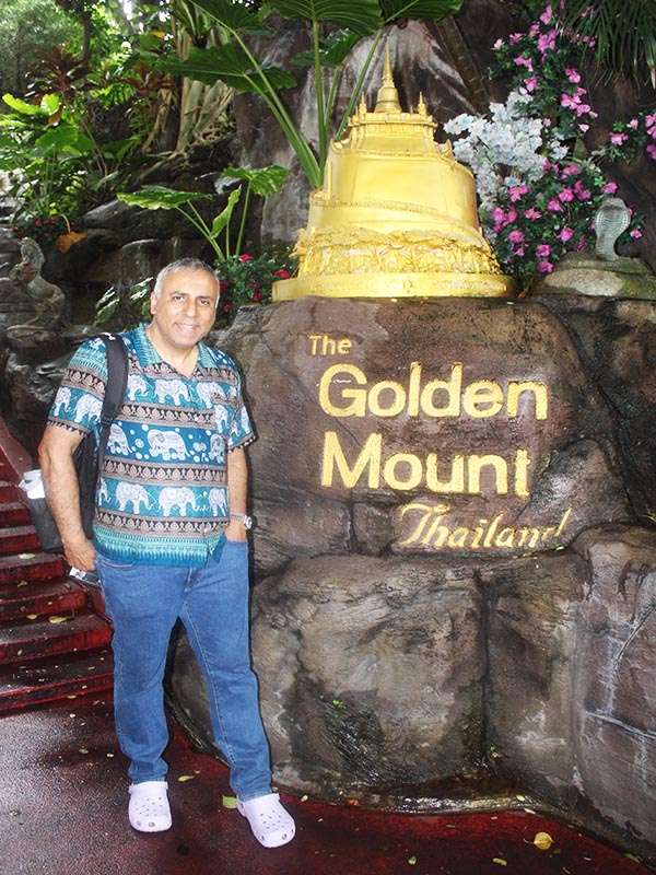 Dr Abbey at The Golden Mount