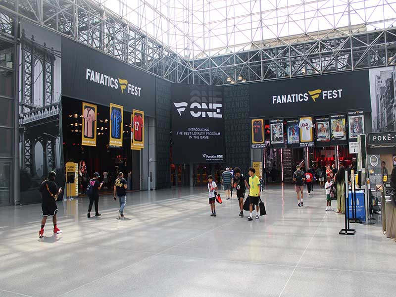Fanatics Fest New York City at Javits Center -2025 | World Liberty TV ...